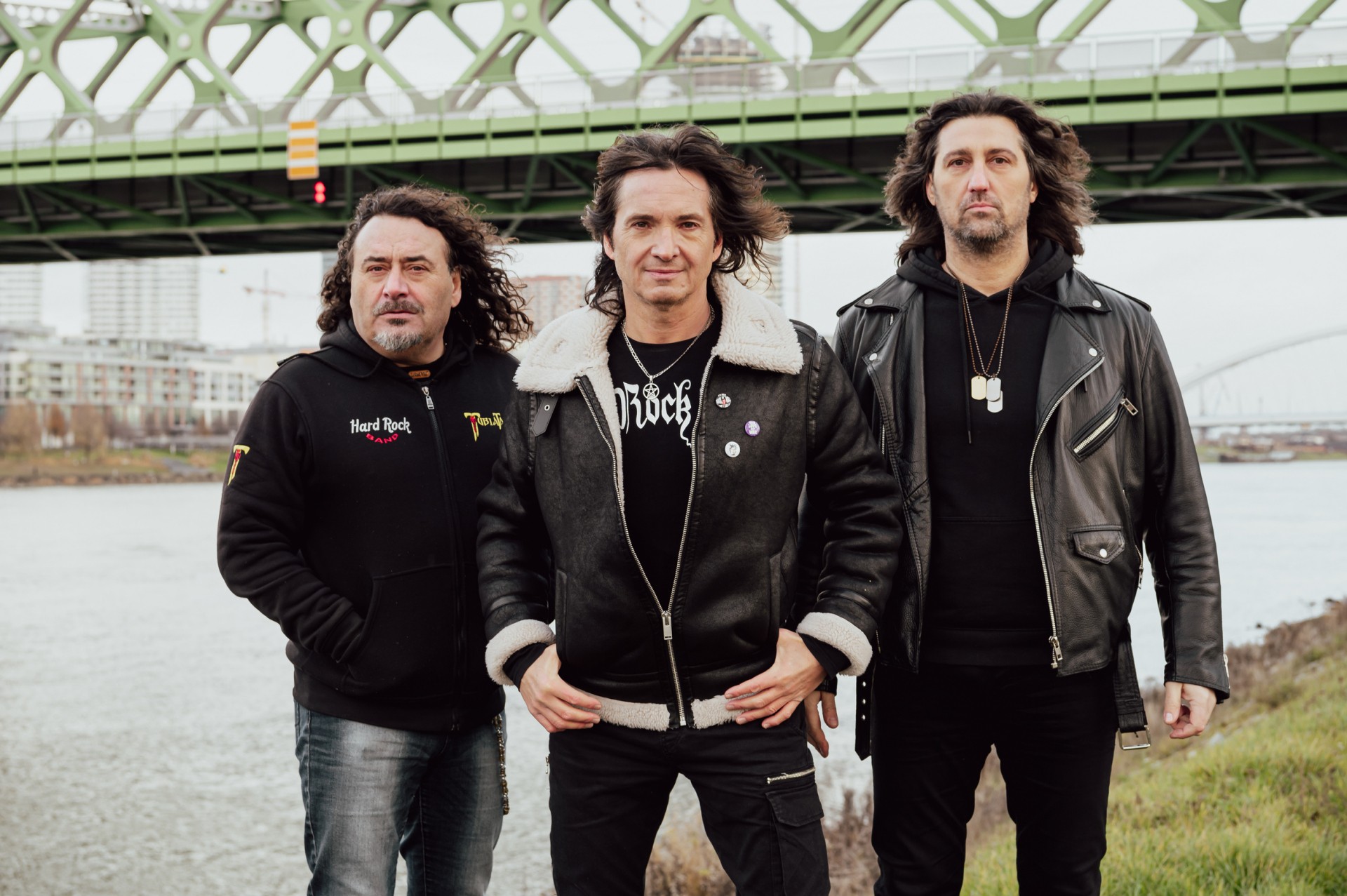 Recenzia: Uprostred chaosu, Tublatanka - anymag